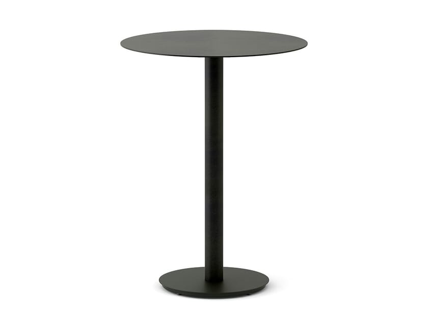 DESTIN SOLID Table By Walters