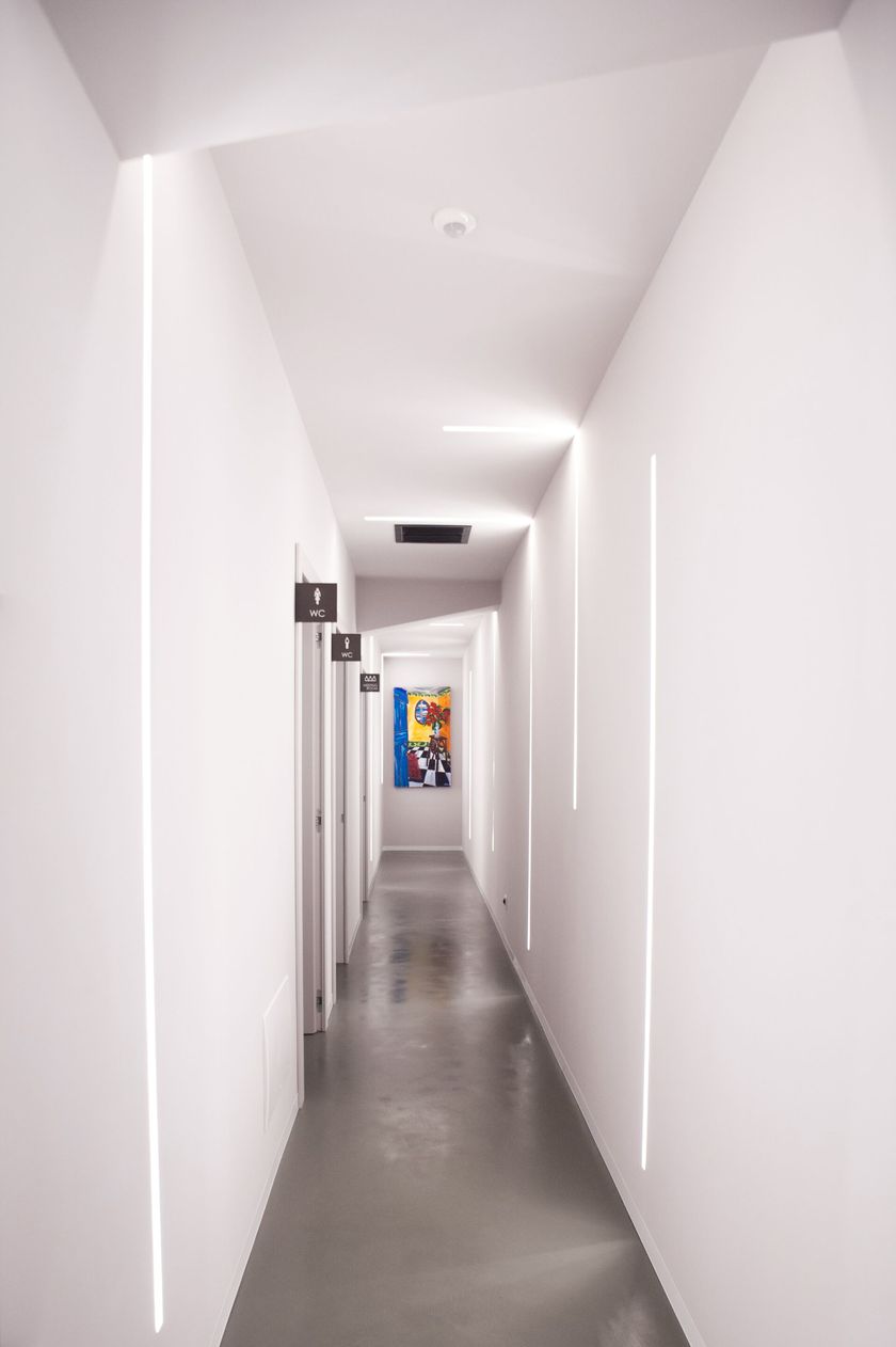 BLADE HI POWER Linear lighting profile By WayPoint