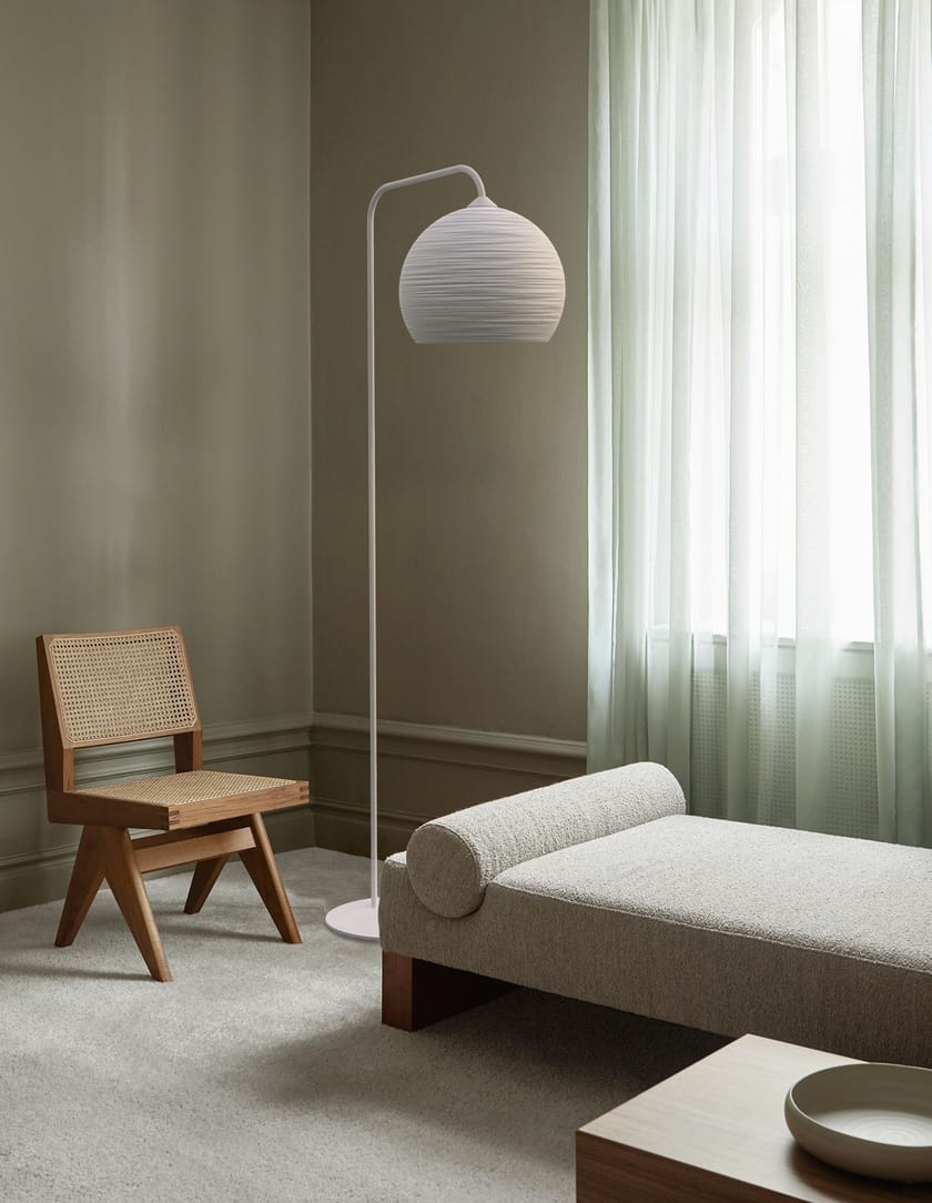 FOCUS Floor lamp By WayPoint