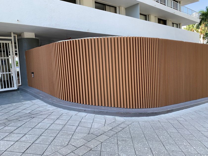 WOODN MODULATUS TH6050 Panel de fachada de composite By Woodn Greenwood