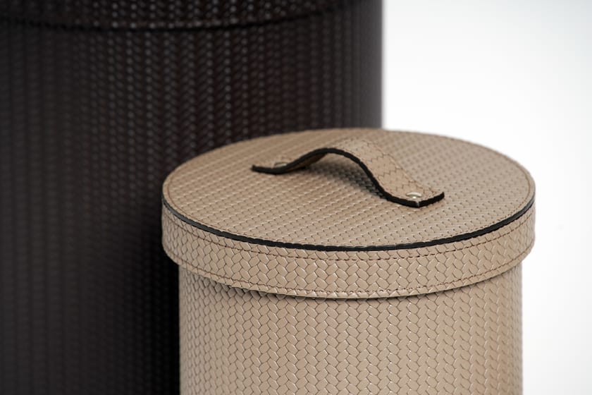 Bathroom waste bin Calfskin bathroom waste bin / storage box By Pinetti