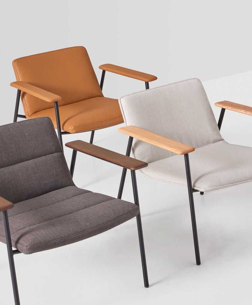 XAIL | Easy chair with armrests By INCLASS