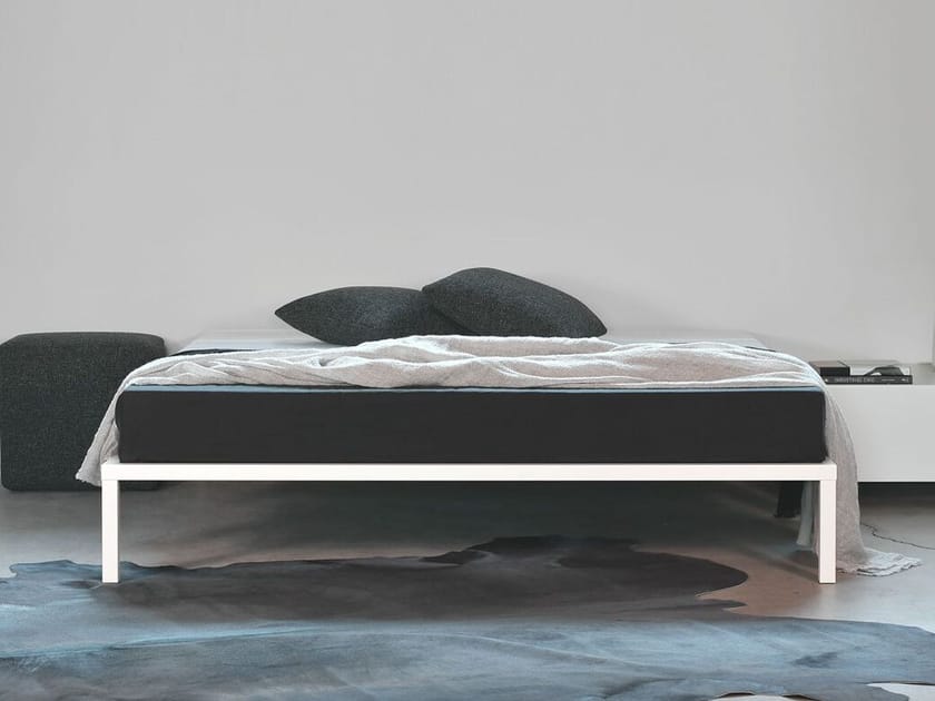 X ONE IRON BASIC Steel bed By XAM