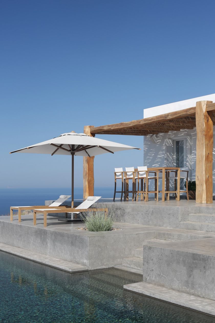 XQI | High table By Royal Botania