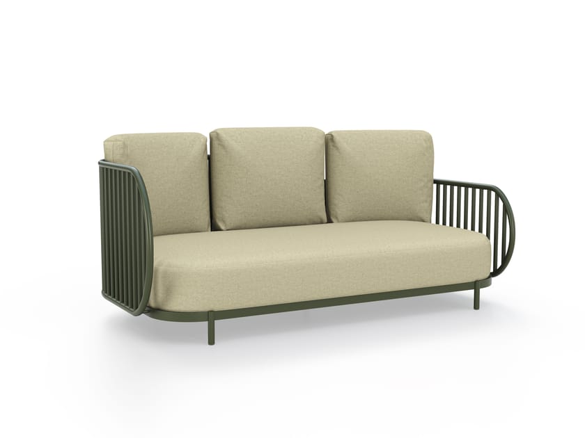 OVA Garden sofa By YAAZ | design angelettiruzza design