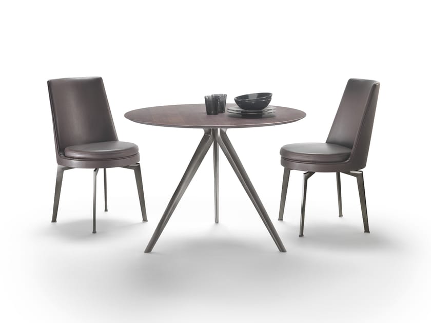 Round table ZEFIRO By FLEXFORM design Antonio Citterio