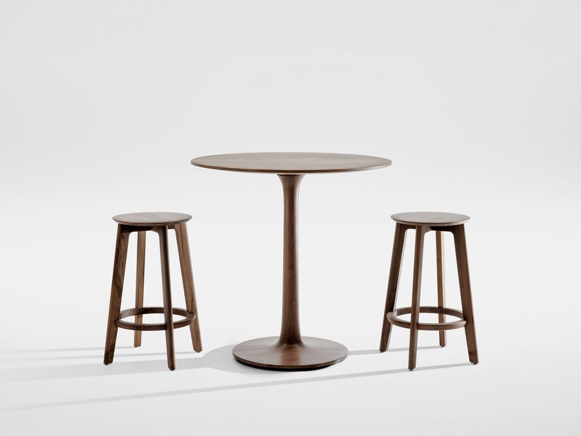 TURNTABLE HIGH Round wooden high table By ZEITRAUM | design Formstelle