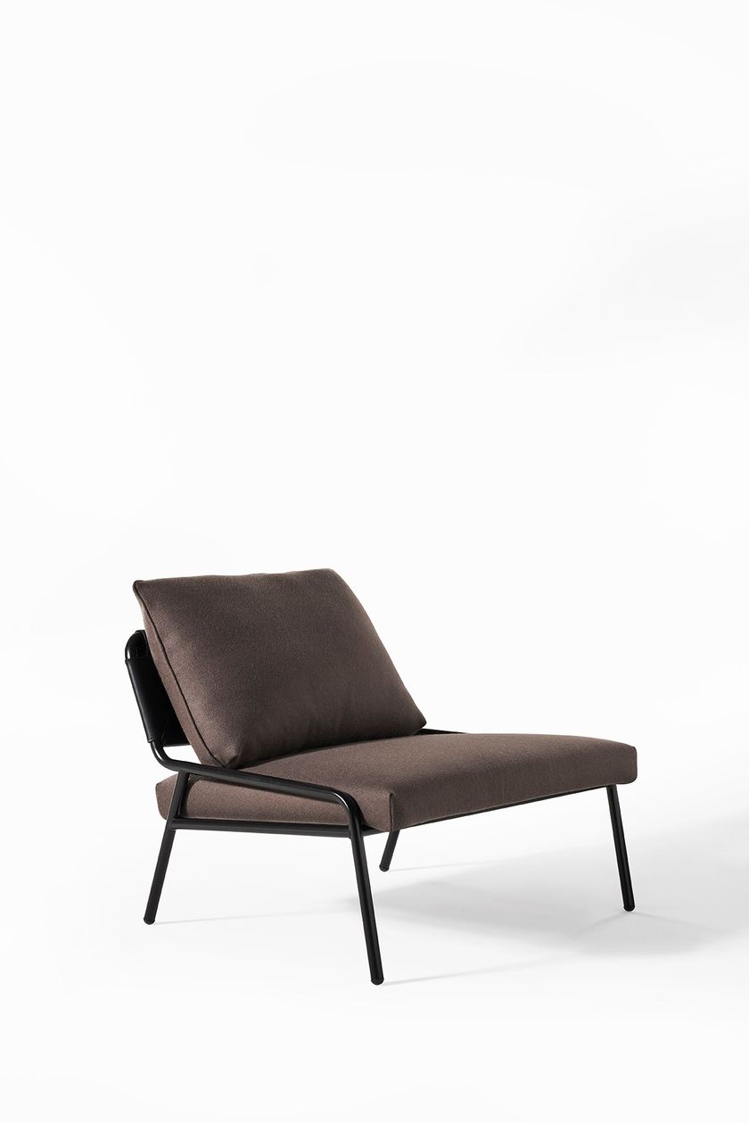 ZOE Fabric and leather armchair By Meridiani | design Andrea Parisio