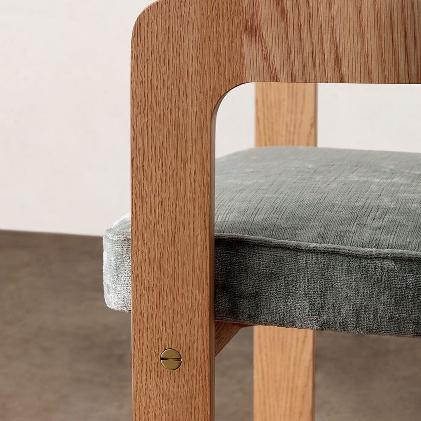 ZUMA | Silla de tela By Kelly Wearstler diseño Kelly Wearstler