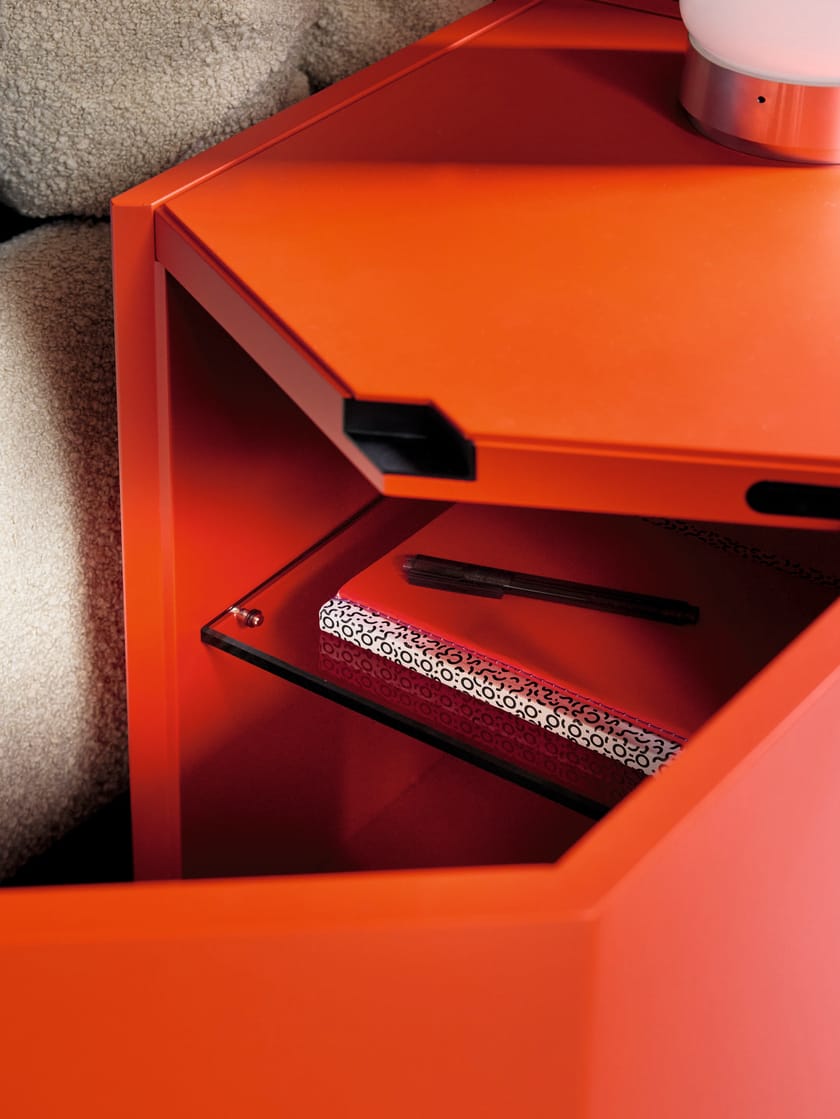 Z24 Bedside table By Zanotta
