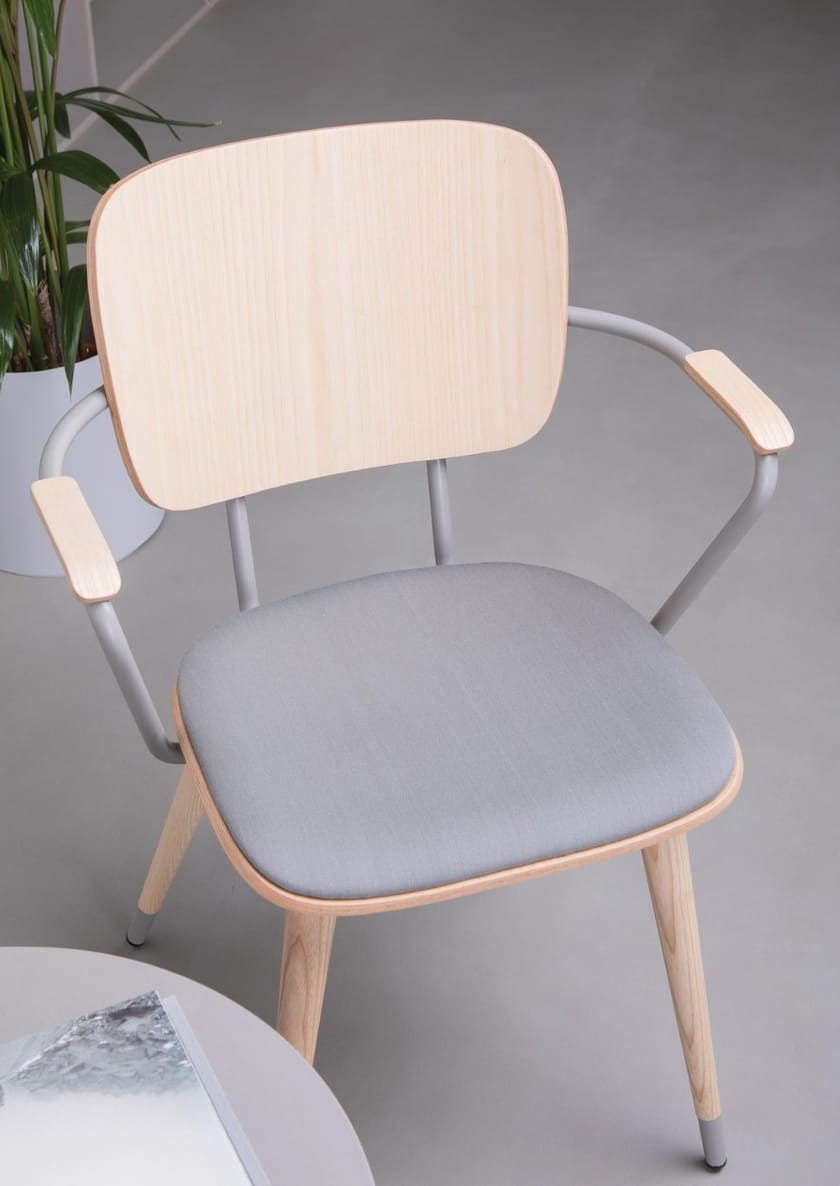 ABC | Chair with armrests ABC Collection By Vergés design Lázaro Rosa ...