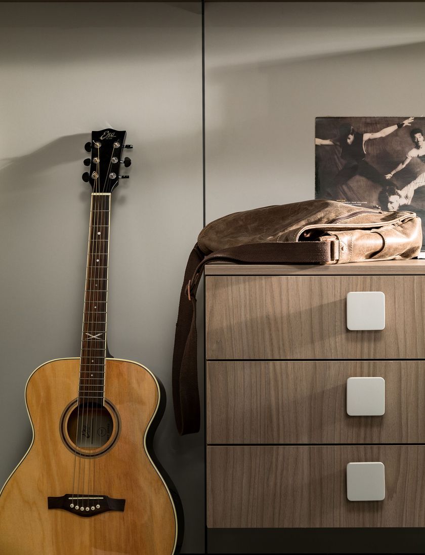 TA-TAC Walk-in wardrobe By Adok