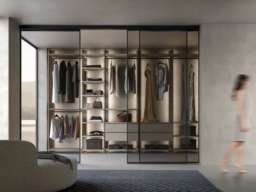 VERTICAL Walk-in wardrobe By Adok