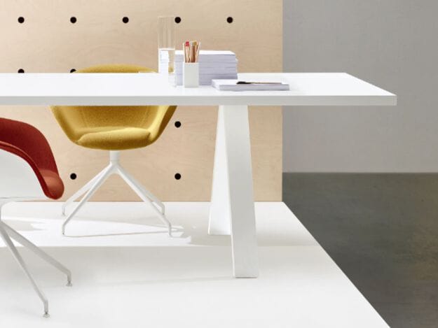 Arper: Chairs, tables, office and contract furniture | Archiproducts