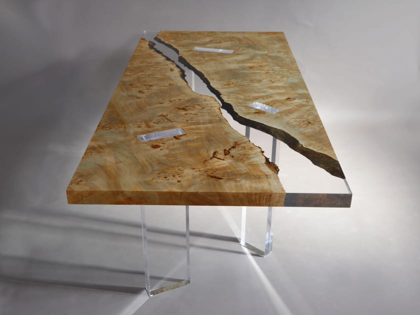 VENUS Table By Alcarol