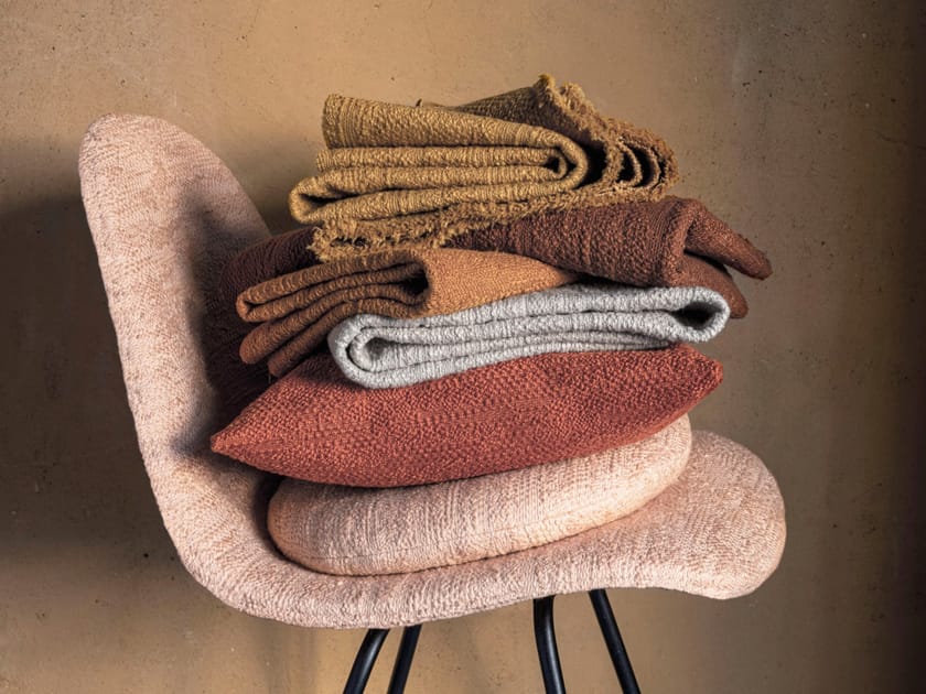 Élitis: Fabric wall tiles and wallpapers | Archiproducts