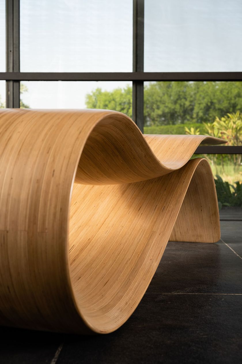 LOOP SEATER Bench By andblack