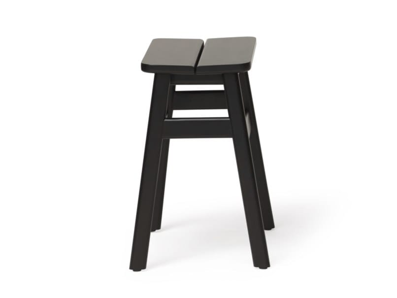 ANGLE STANDARD 45 | Stool Stool By Form & Refine