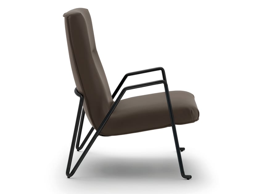 SOLICE Armchair By arflex
