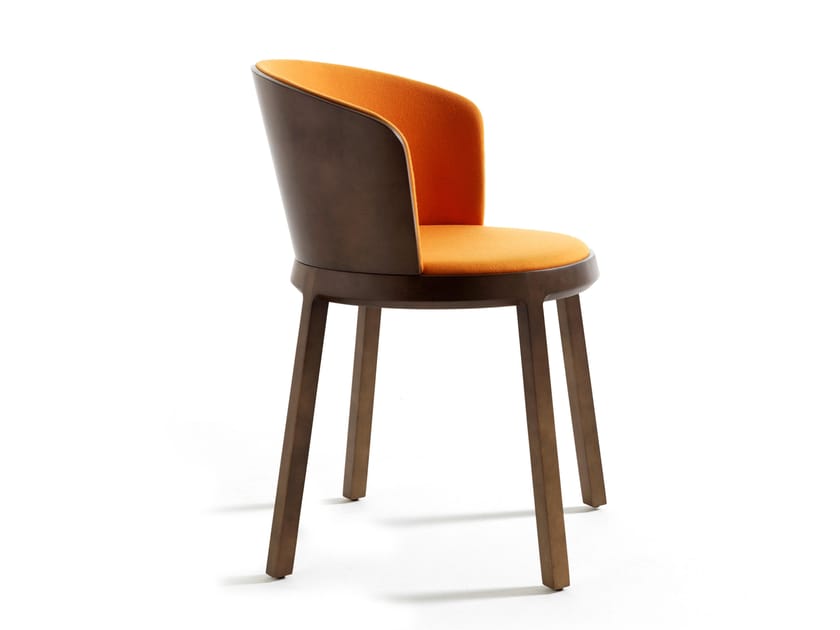 Sedia in tessuto ARO 691M Collezione Aro By Capdell design Carlos Tiscar