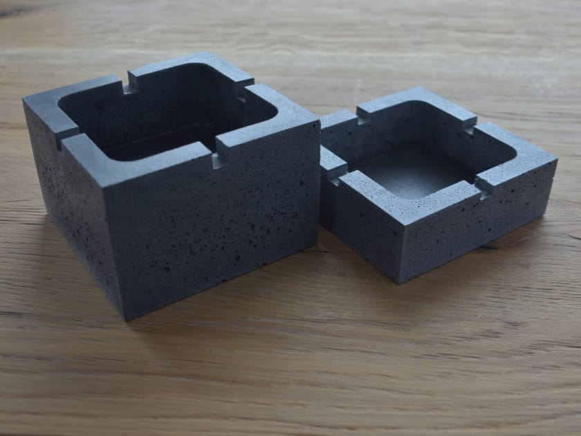 ASHTRAY L By betton design Bronislav Javora