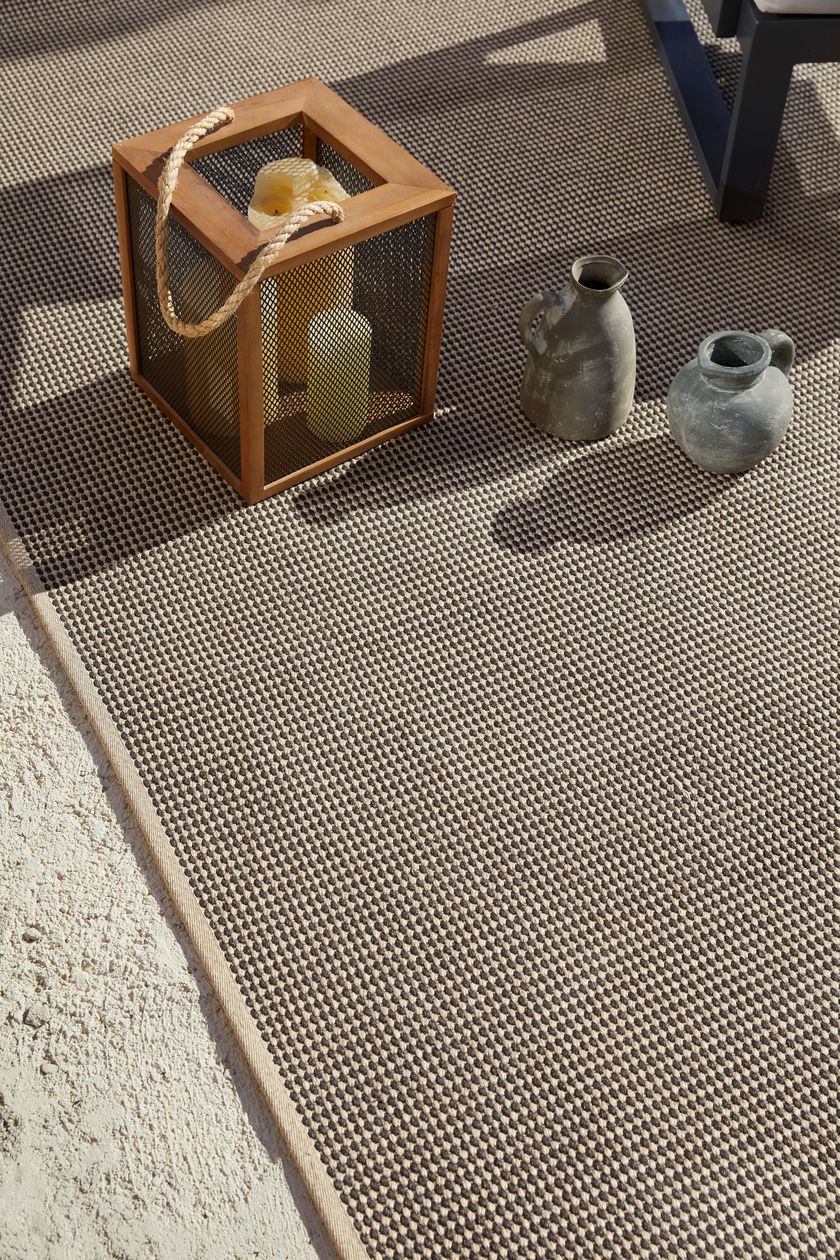 Recycled PET rug ATACAMA COCONUT BLACK Terra Collection By Rols