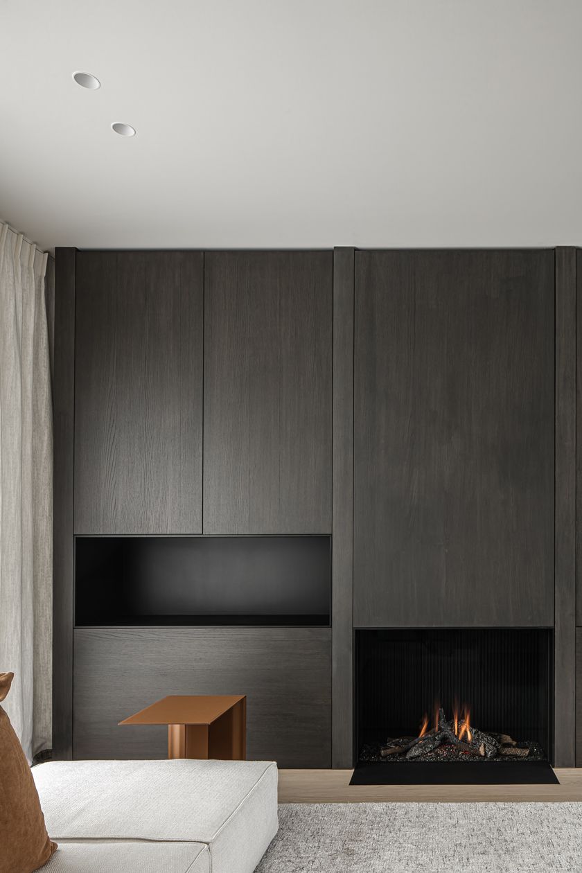 AVENUE MF 1050-75 GHE 3S fireplace By Metalfire