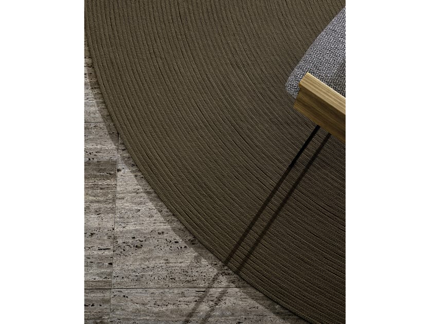 Solid-color acrylic outdoor rugs AVERY By Minotti