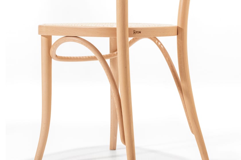 BANANA | Beech chair By TON