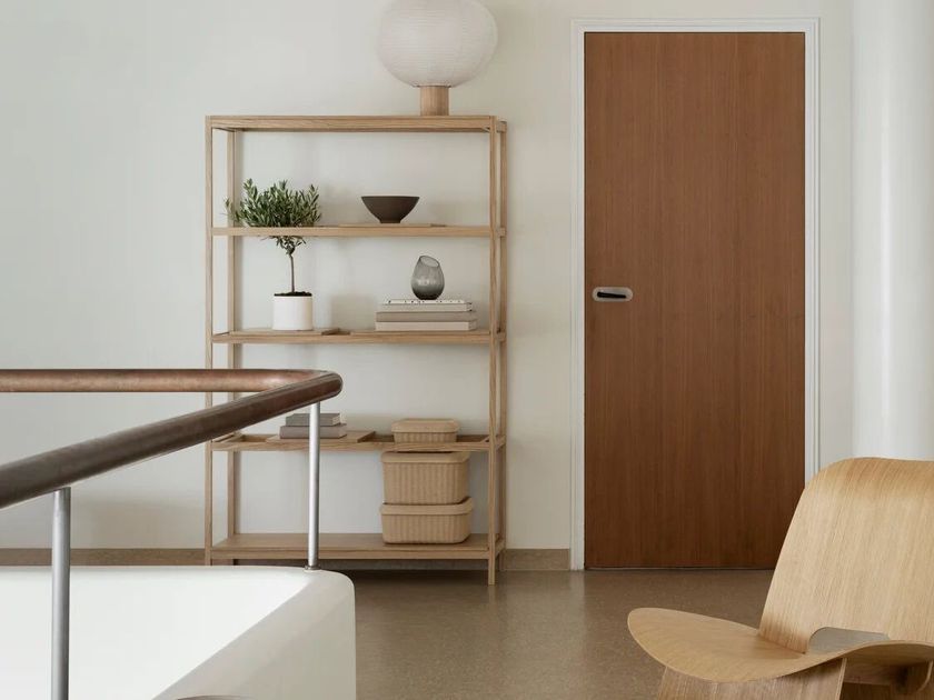 SUKOYA L Wooden shelving unit By blomus