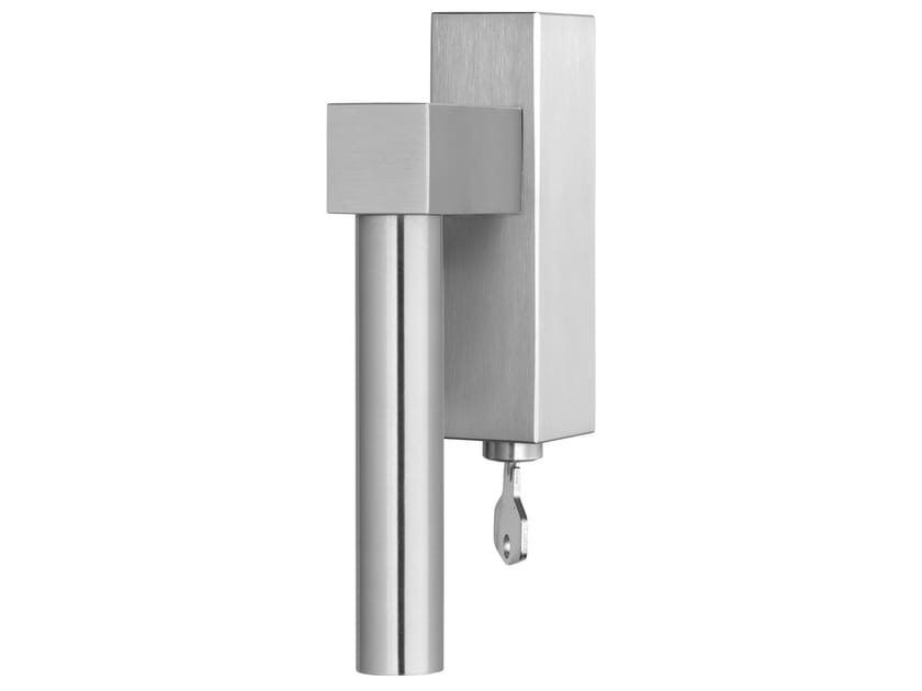 BOBBY EK102DKLOCK IN window handle By Formani design Eric Kuster