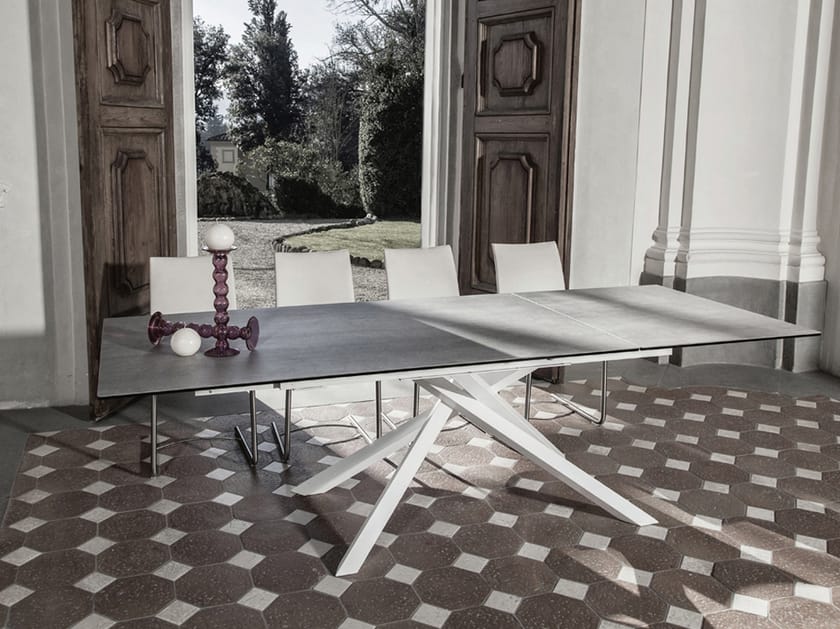 BOOGIE | Table extensible By NAOS design Studio D'Urbino Lomazzi