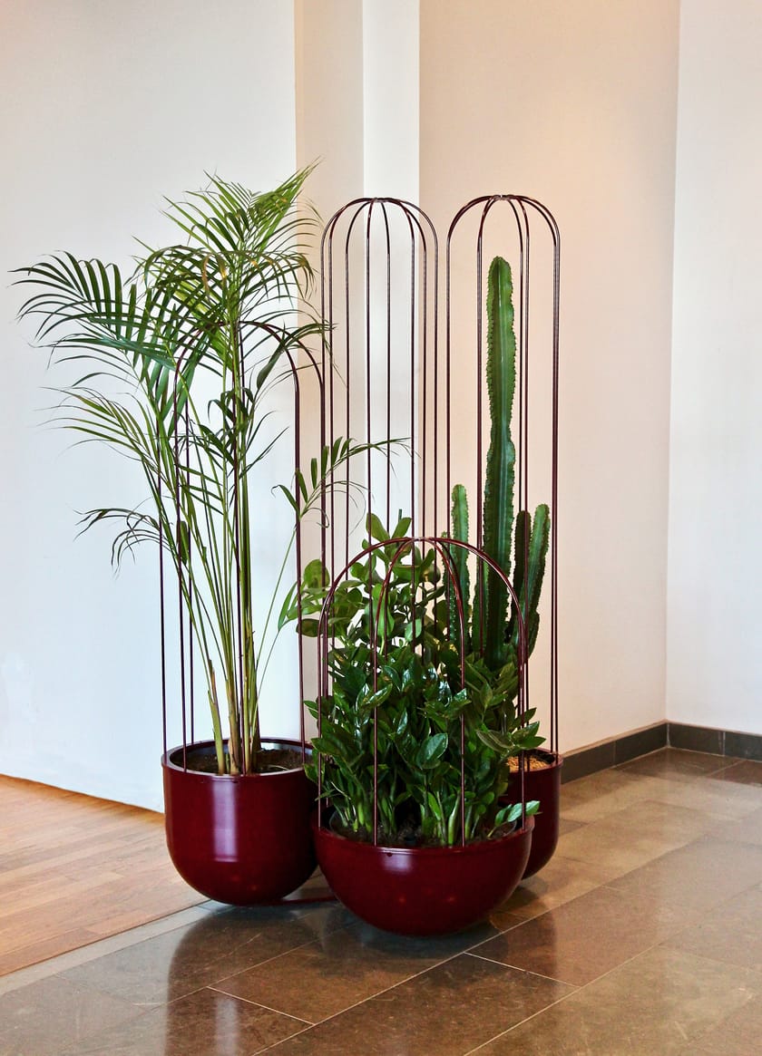 CACTI | Plant pot By Nola Industrier design Anki Gneib