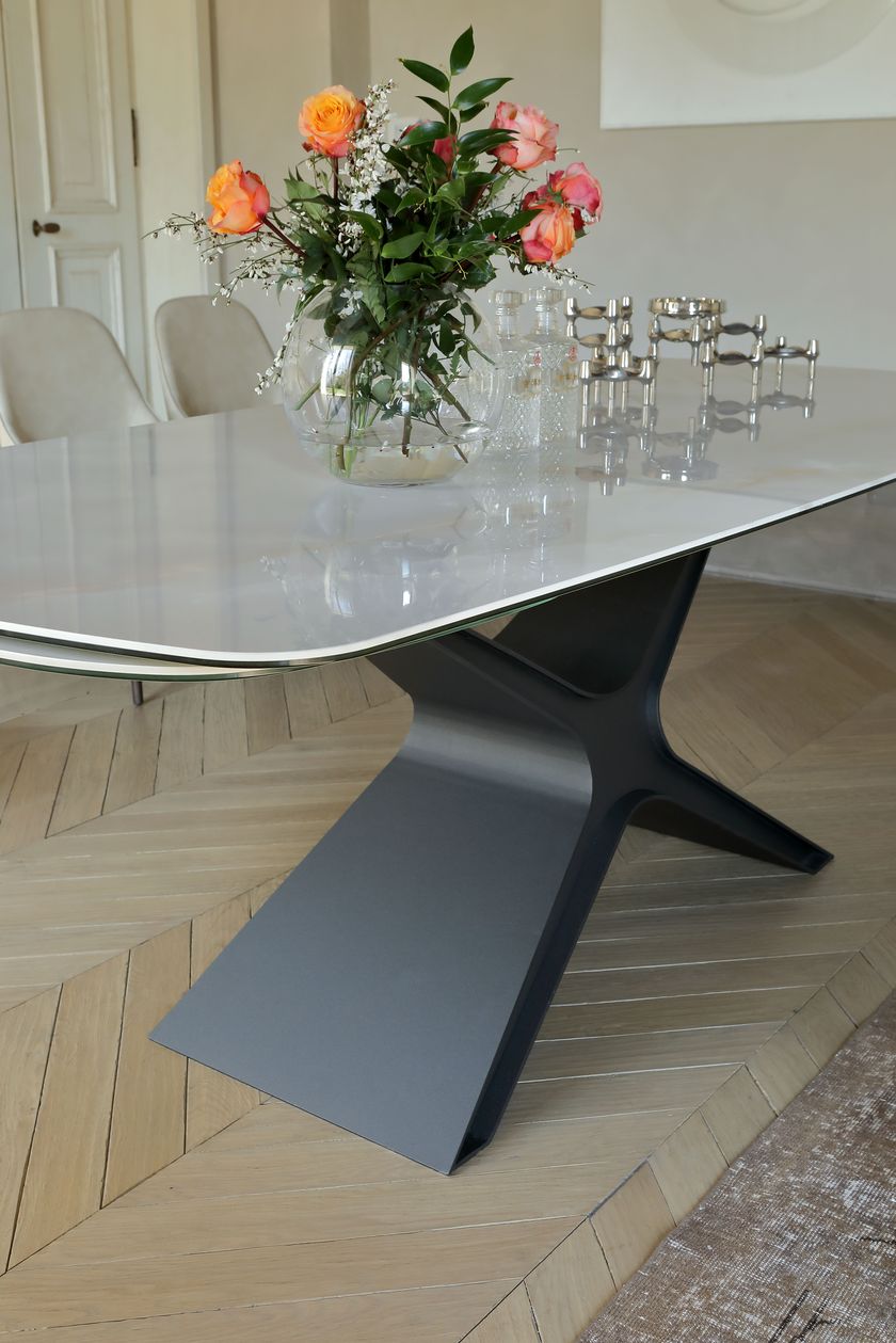 Extending table CALLIOPE By Tonin Casa design Angelo Tomaiuolo