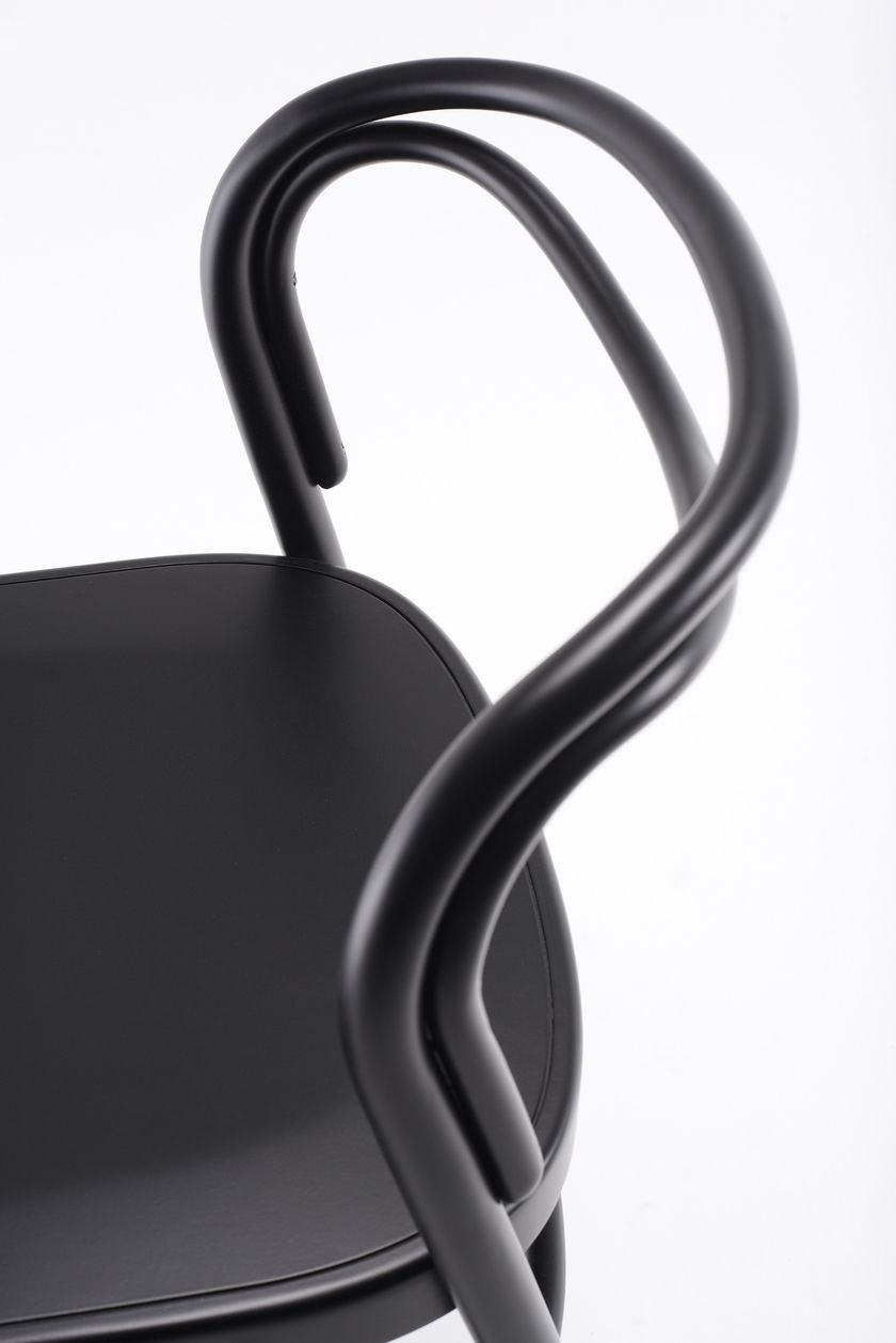 BEAULIEU Beech chair open back By Wiener GTV Design | design Philippe Nigro