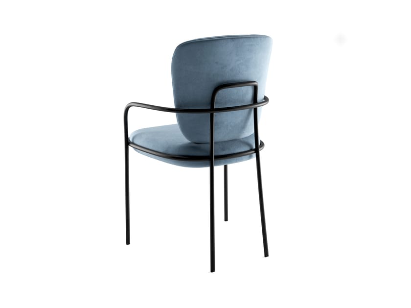 MIES | Chair with armrests By INNOVA Imbottiti design Eleonora Barillari