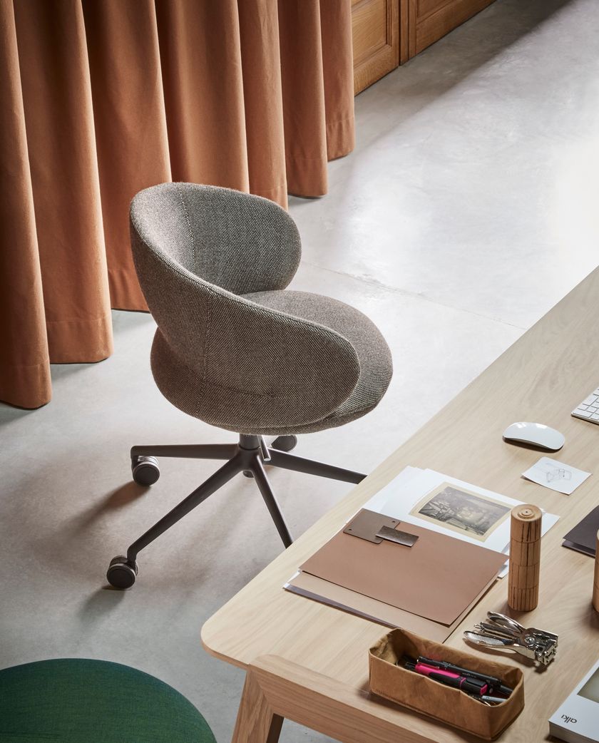 POTTOLO Swivel height-adjustable fabric office chair By Alki | design ...