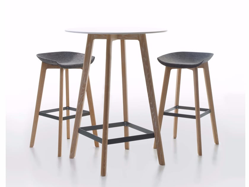 CHAIRMAN | High table Chairman Collection By conmoto design Werner ...