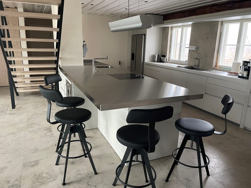 CHRISTO | Powder coated steel stool By Radis design Kristiina Tuulberg ...