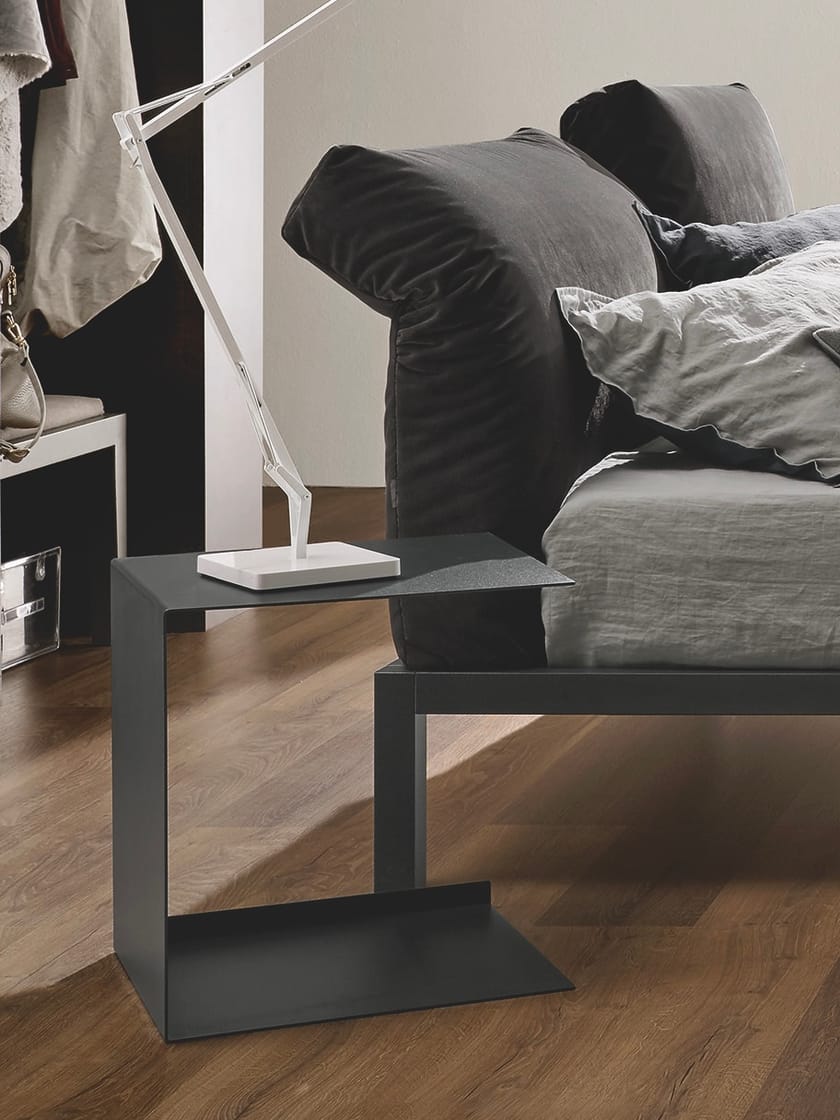 CI Coffee table By Duomo Design