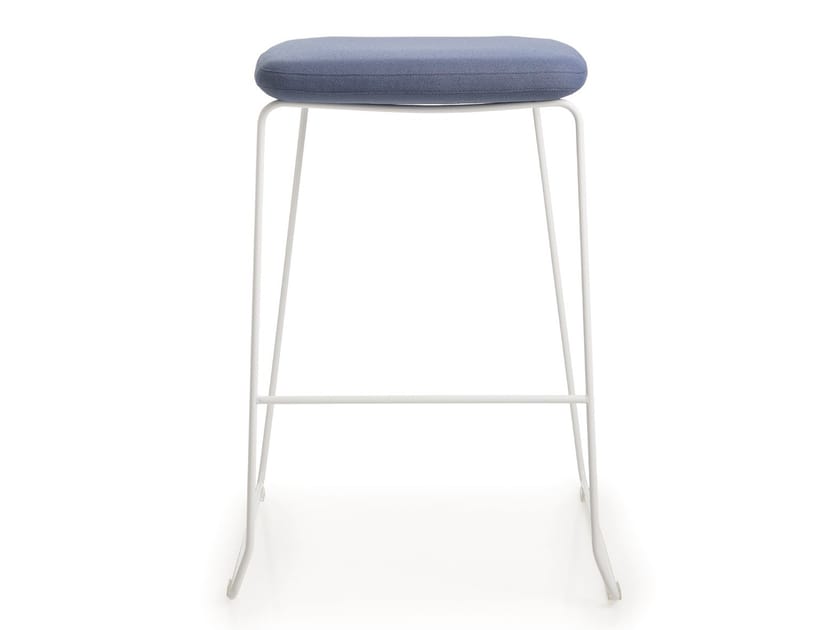 CLUSTER | Sled base stool Cluster Collection By Luxy design Luigi Cittadini