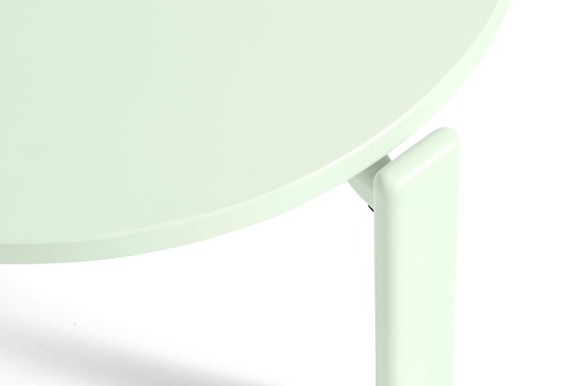 REY Round beech coffee table By Hay | design Bruno Rey