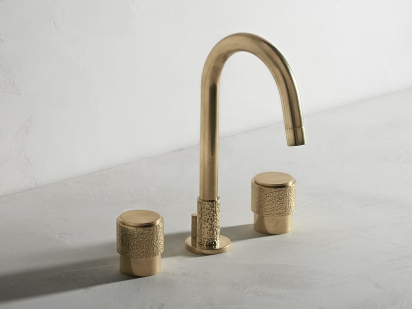 SENSE | Countertop washbasin tap By The Watermark Collection