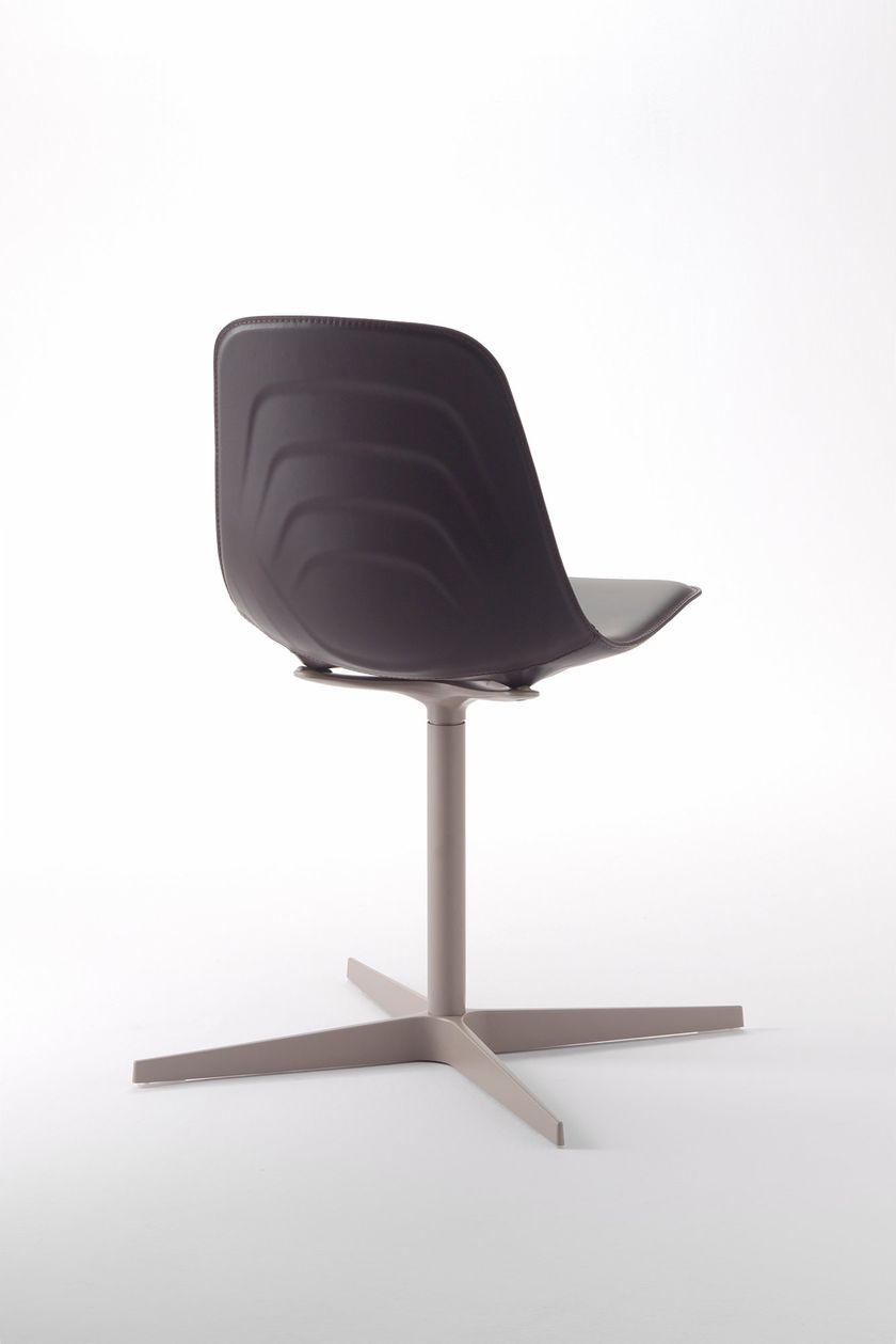 COUPÉ CR UP | Silla de piel curtida Colección Coupè By SOFTLINE 1979 diseño Stefano Sandonà