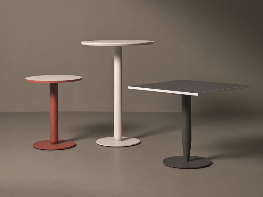 CRAYON 01 Square table By Very Wood | design Patricia Urquiola