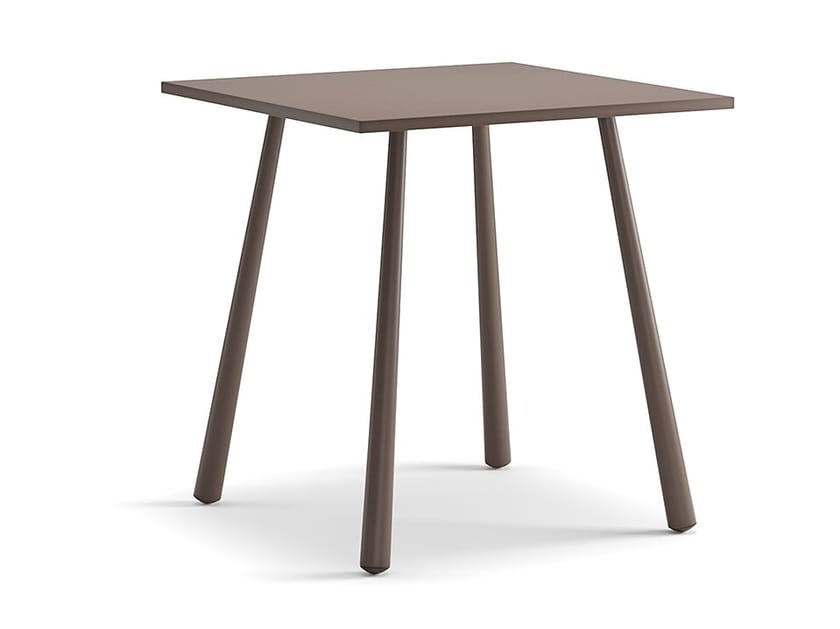 TURTLE Square aluminium garden table By YAAZ