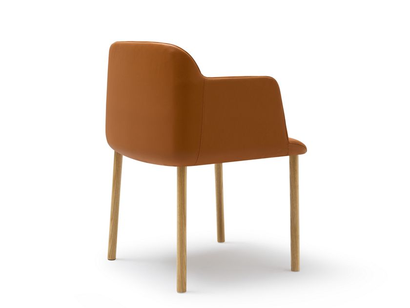 DEEP Cadeira estofada com braços By Quinti Sedute | design Archirivolto ...