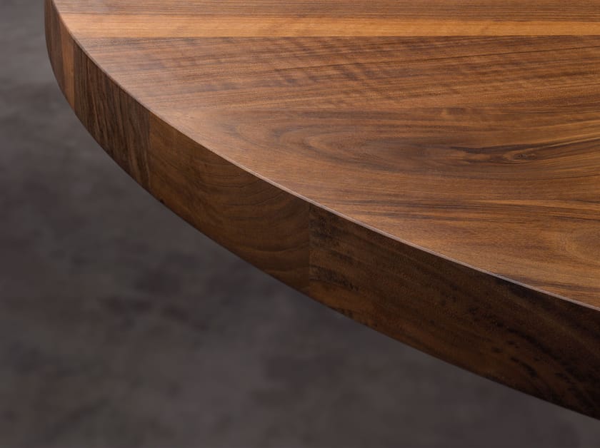 ASHIDA | Oval table Oval solid wood table By E15