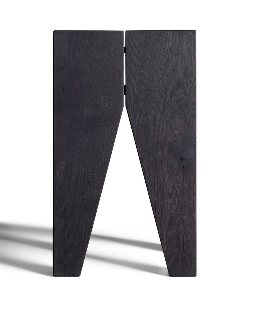 BACKENZAHN BLACK OAK Coffee table By e15