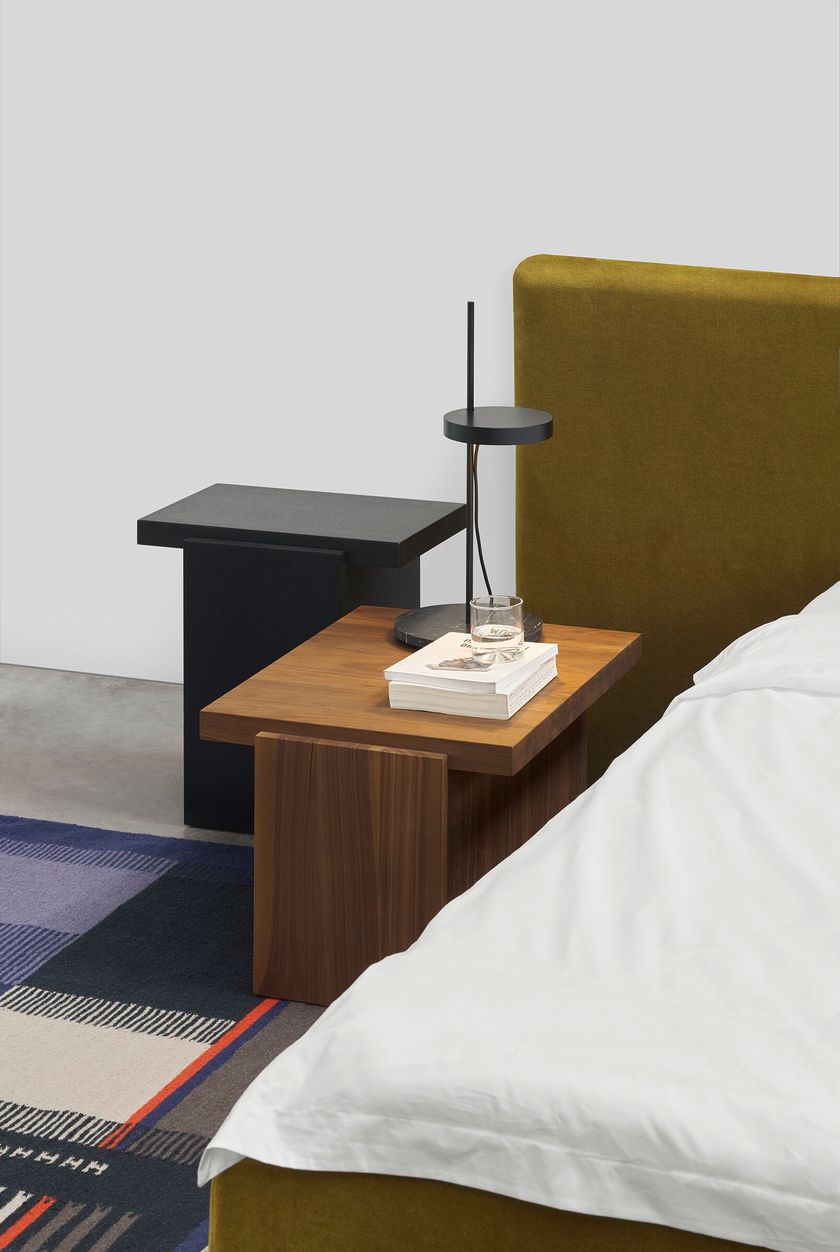 PARDIS Upholstered bed with high headboard By e15